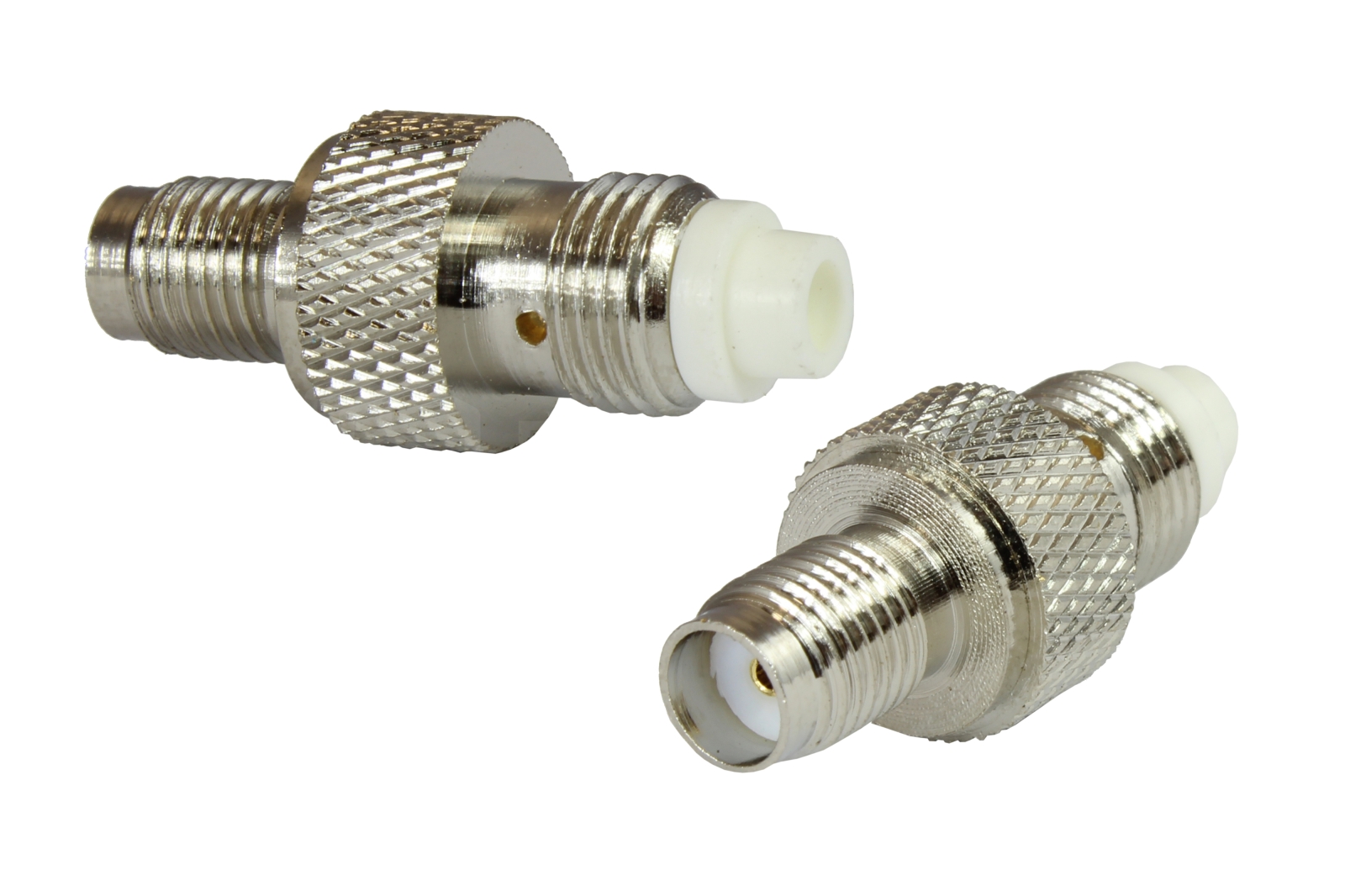 Adapter FME female - SMA female